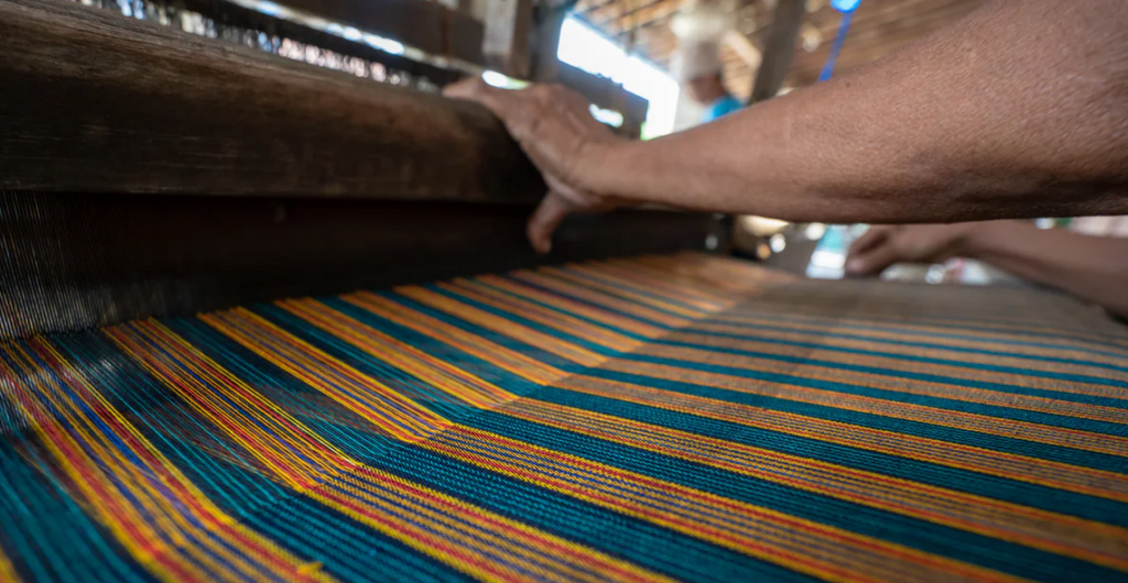 Ini 6 Kain Tradisional Indonesia yang Sudah Mendunia – Bursa Bisnis
